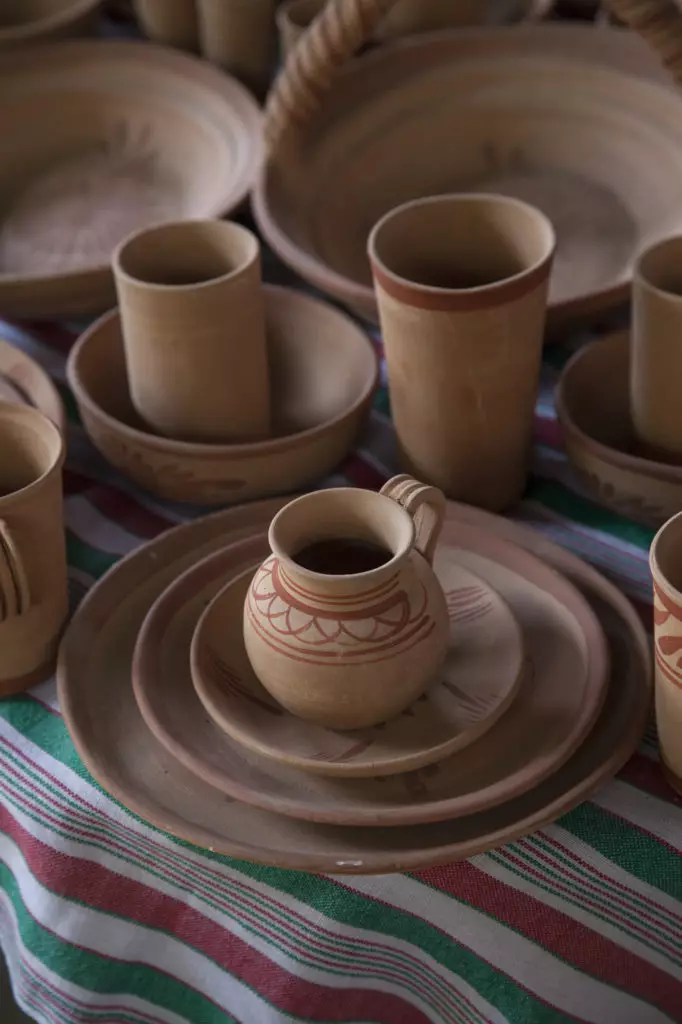 これらの陶芸家の町で見られる 4 つの異なるスタイルの粘土 10905_3