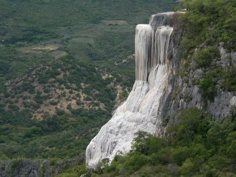 Сварете водата