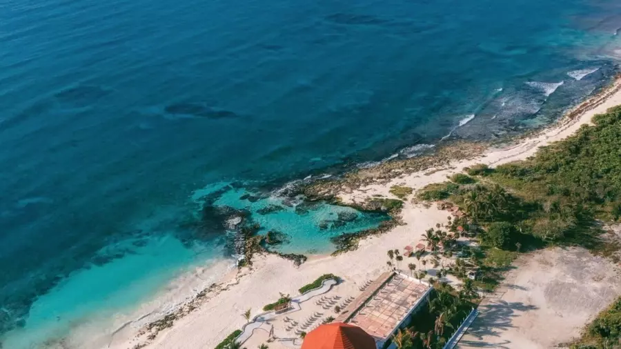 Caleta Tangah, Tulum . में एक प्राकृतिक पूल 11090_2