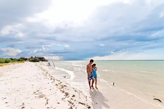 Yuav ua li cas mus rau lub Island ntawm Holbox 11278_2