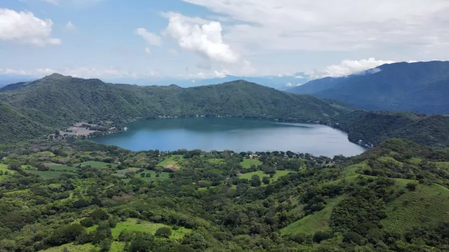 Kasaysayan ug leyenda sa Santa María del Oro, tropikal nga paraiso sa Nayarit 11287_3