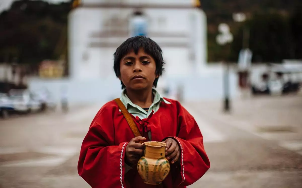 E avatu e tamaiti le pox ma le chicha