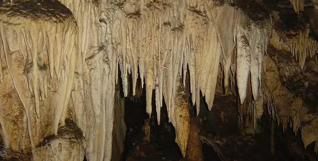 Hawan stalactites a cikin Guerrero fifu