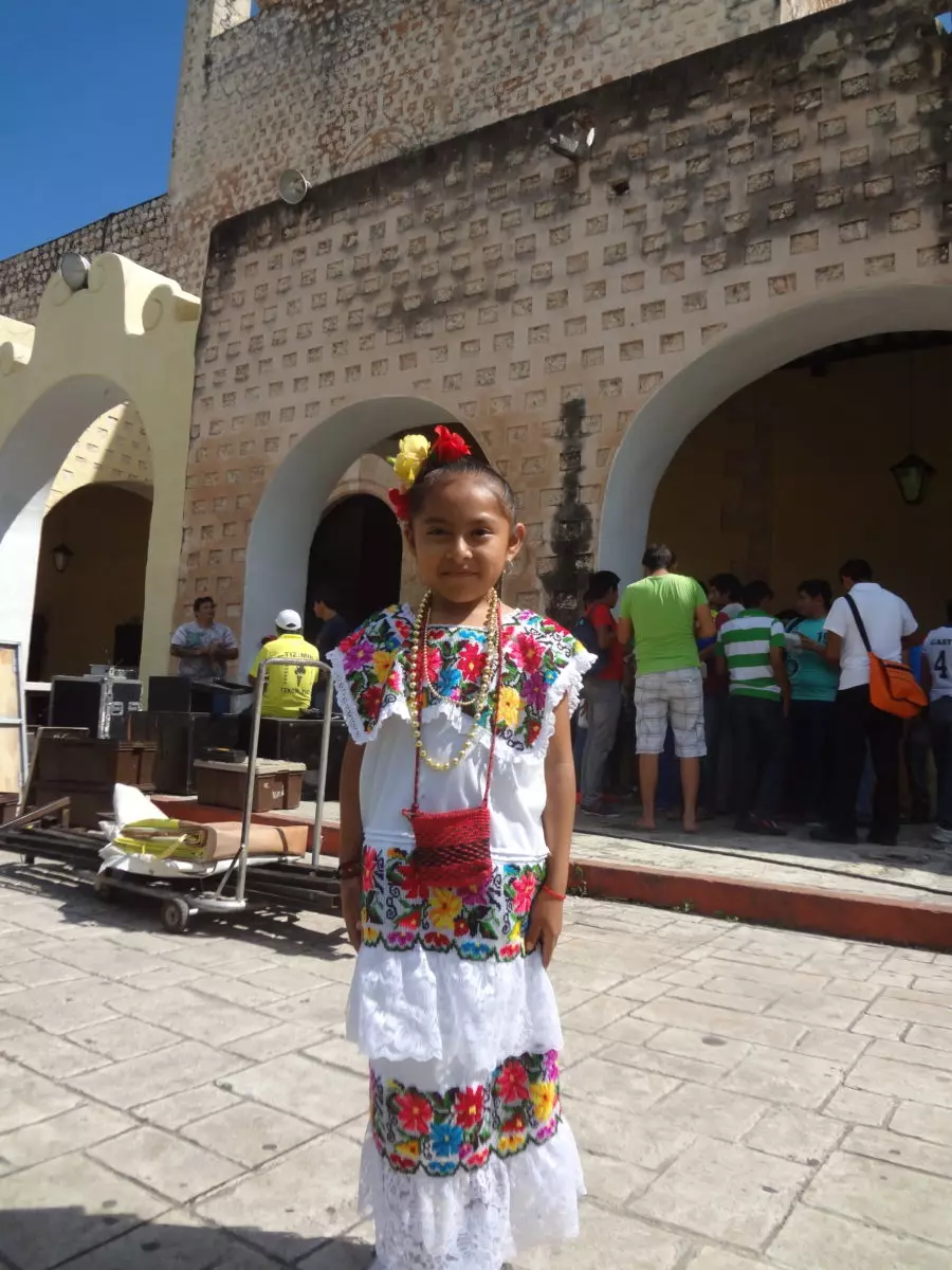 Ny tsiambaratelon'ny Convent de San Bernardino de Siena ao Valladolid, Yucatan 11889_4