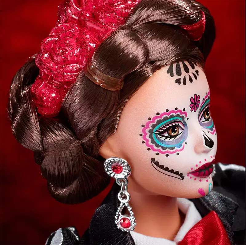Barbie Day of the Dead x Benito Santos၊ မက္ကဆီကန်နိုင်ငံသား ဒီဇိုင်းထုတ်သည့် ပထမဆုံးထုတ်ဝေမှု 118_3