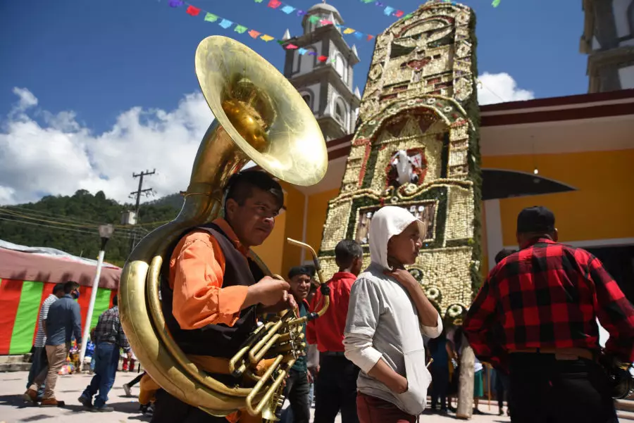 Patlanalán sy ny dihiny any Santiago Apóstol 12091_7