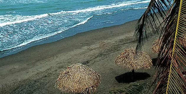 5 beach na tatakasan ngayong Pasko ng Pagkabuhay