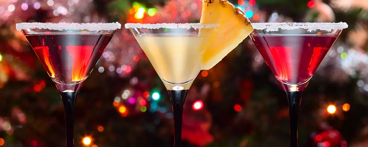cocktails-prepare-christmas-mexico-1200