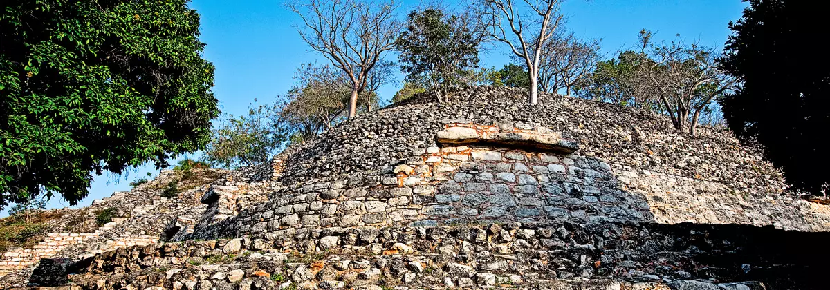 yucatan_pueblo_magico_izamal_zona_arqueologica_am