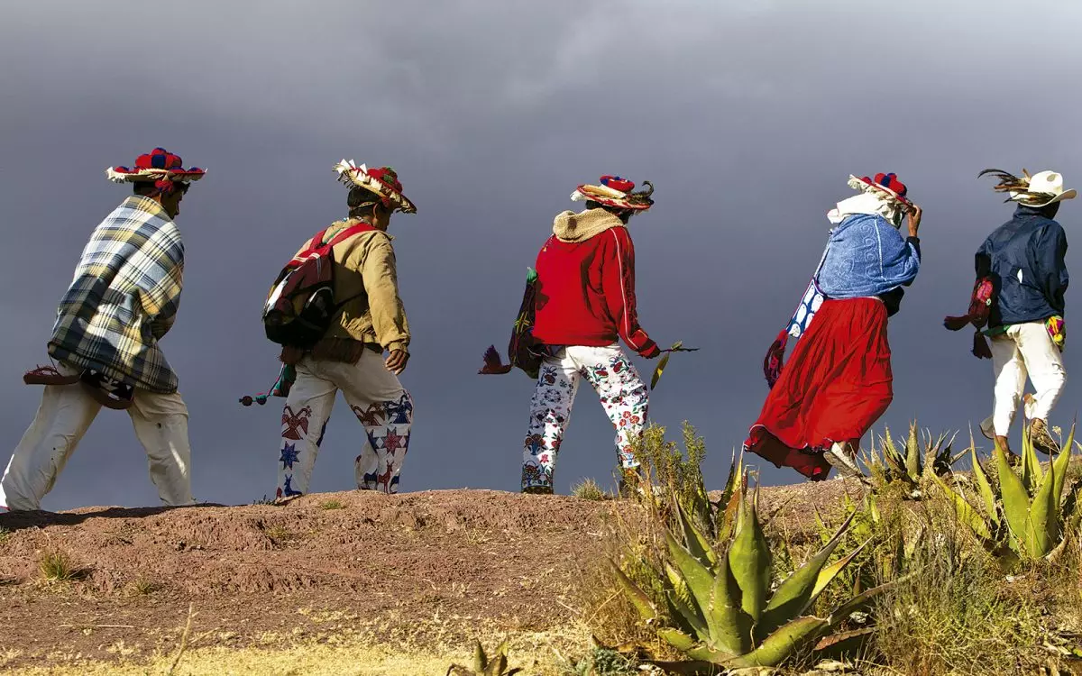 Huicholes, masu sana'a daga Nayarit.