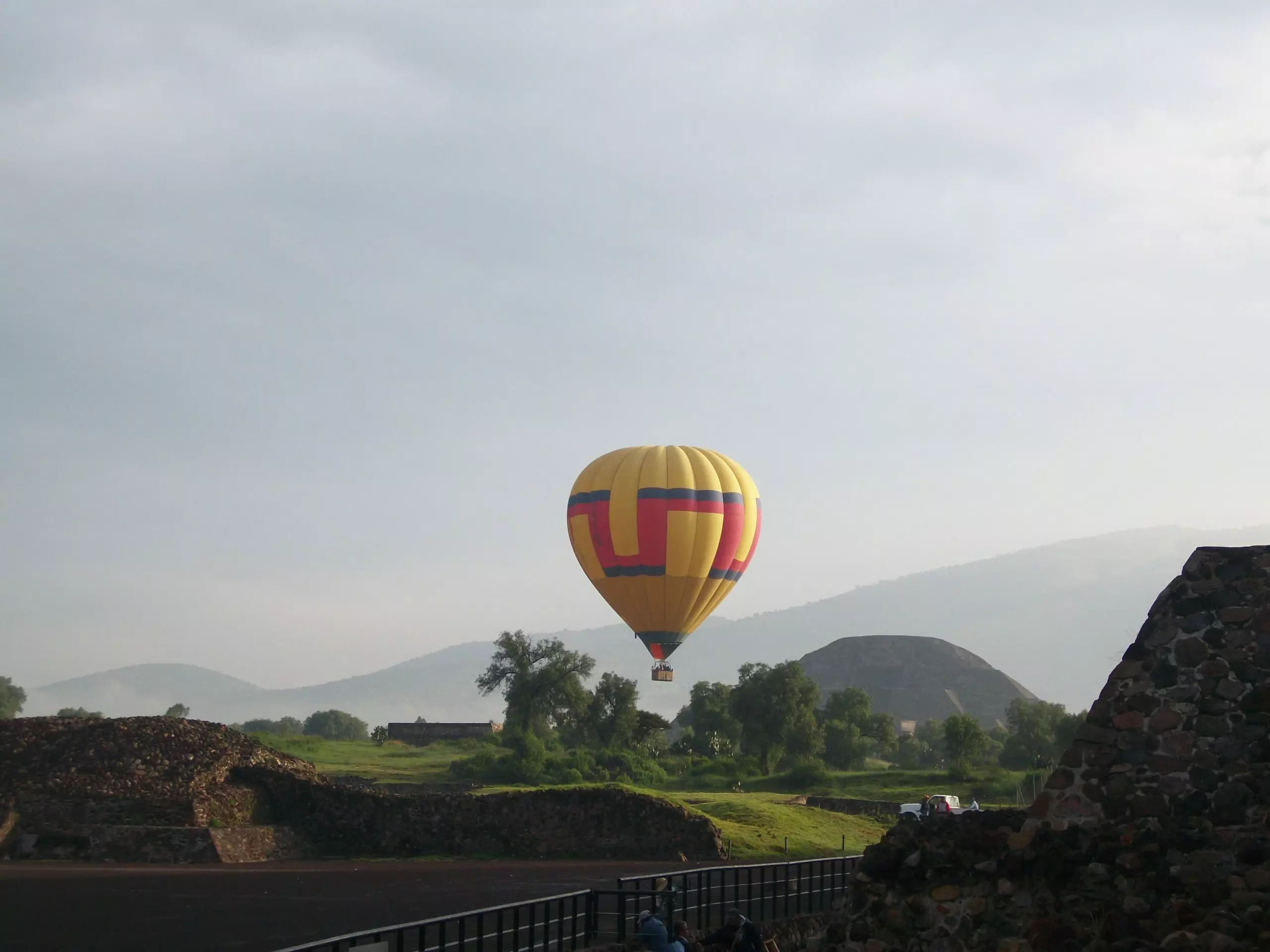 balŵn-yn-teotihuacan-aguerrado