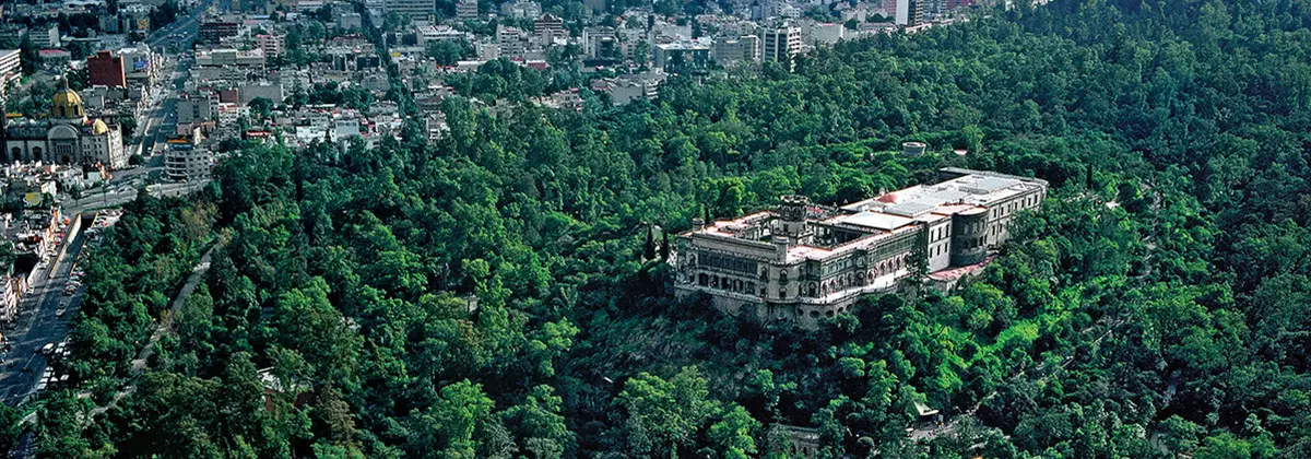 geeso yar oo la yaqaan si ay u sahamiyaan Chapultepec Forest fifu