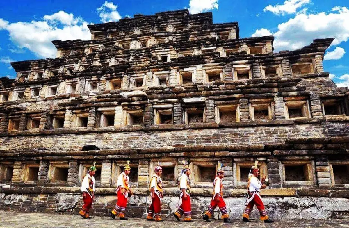 Tajín-flying-Papantla-Veracruz