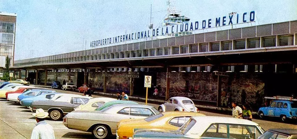 فرودگاه بین المللی بنیتو خوارز مکزیکو سیتی