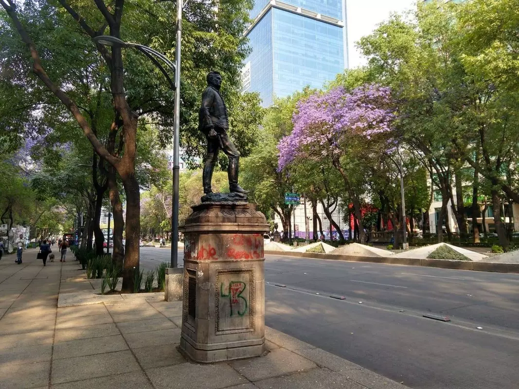 Historien til statuene til Paseo de la Reforma 16832_3