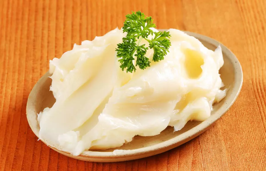 バター、伝統的な料理での使用から抜け出す不当な方法 16971_2