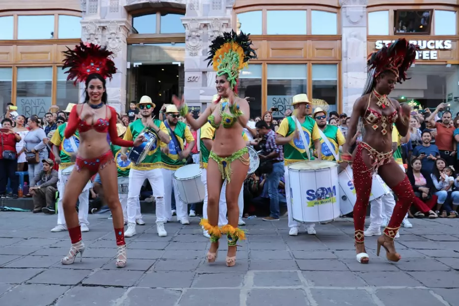 Folklorní festival Zacatecas spojuje mezinárodní populární umění 17001_3