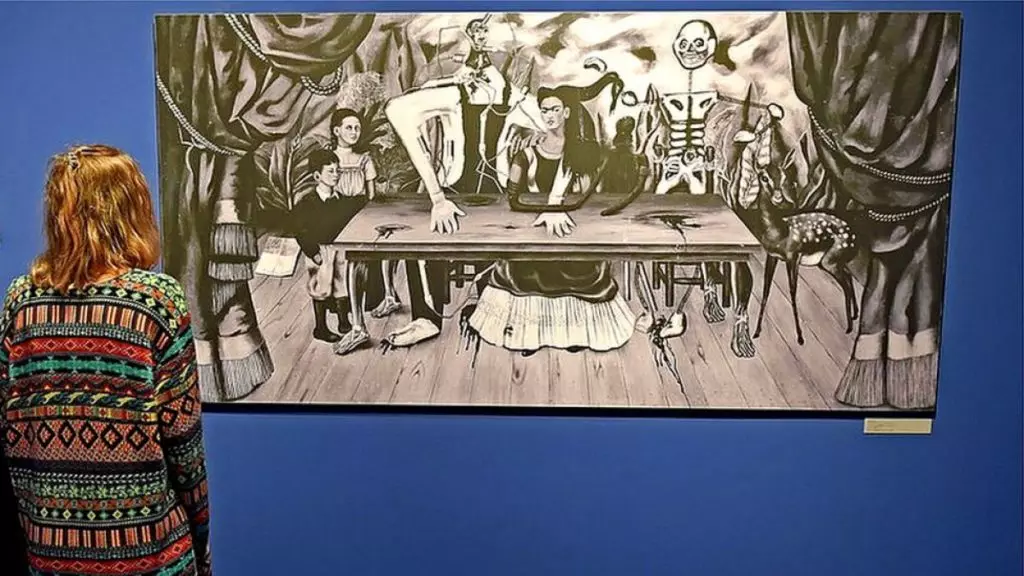 «Το τραπέζι των τραυματιών», ο πίνακας της Κάλο που εξαφανίστηκε μυστηριωδώς είναι τώρα προς πώληση 17147_2