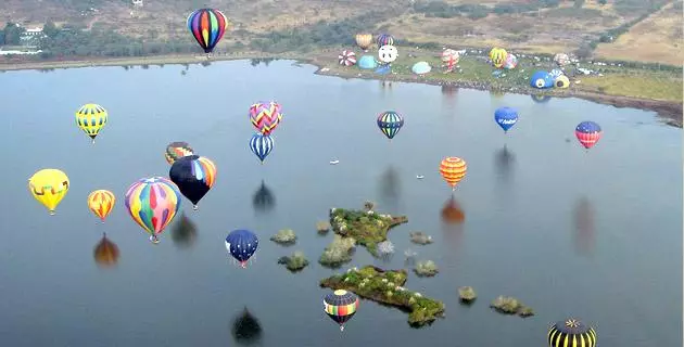 In a balloon through the skies of León (Guanajuato) fifu