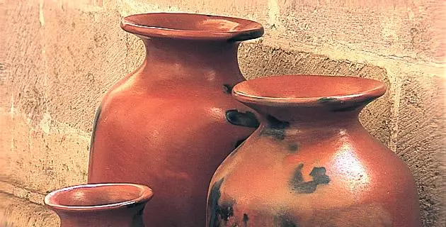 Cocucho (Michoacan) fifu-dan keramika sənətkarlıq ənənəsi