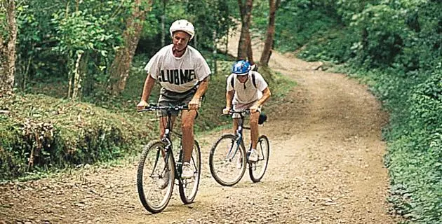 Mountain bike: pedala permezz tal-foresta tropikali ta 'Oaxaca fifu