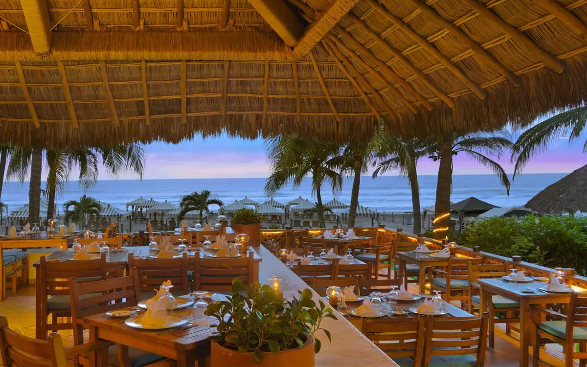 Beach Club рестораны