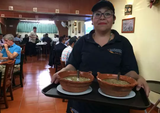 La pozoleria secrète dans laquelle Carlos Slim a mangé 19282_2