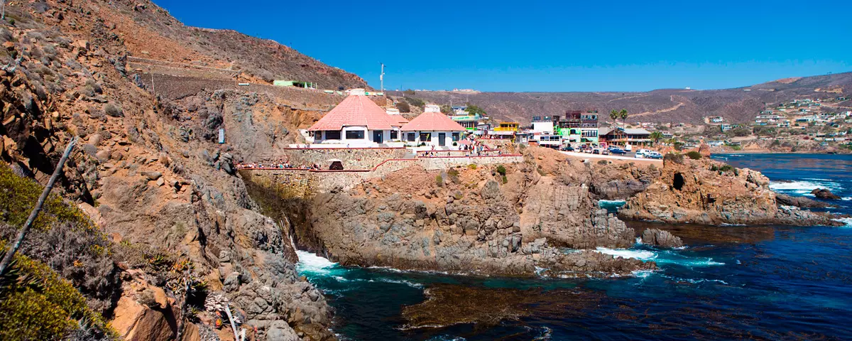 Hnub so hauv Ensenada, Baja California fifu