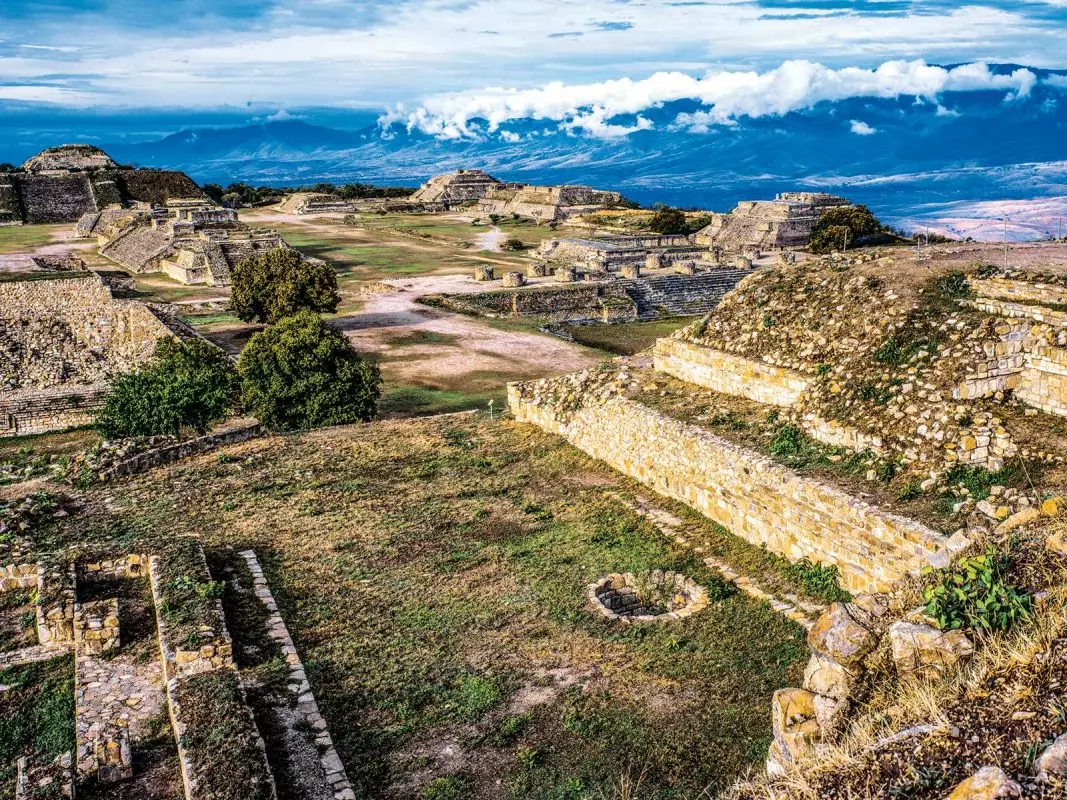 OAX_MONTEALBAN_photo-01-color_IG