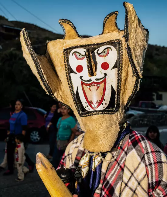 De Farizeeën maken hun eigen maskers, die aan het einde van het festival worden verbrand / Alfredo Martínez