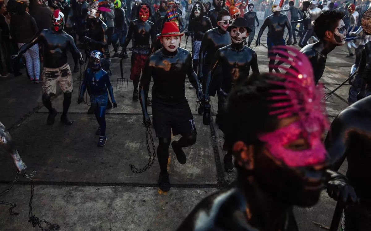 Ama-Xinacates apendwe ku-Carnival yase-San Nicolás de los Ranchos, e-Puebla