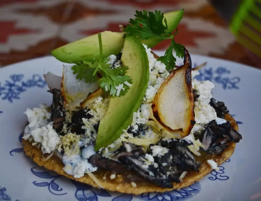Μαύρα πάστορα τάκος, το νέο πιάτο που κατακτά το Μεξικό 21188_4