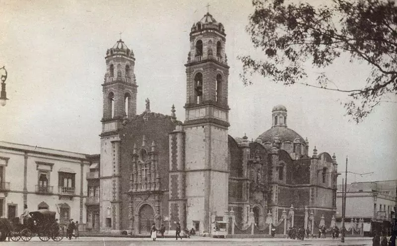 Santa Veracruz baznīcas ugunsgrēks CDMX vēsturiskajā centrā; varētu provocēt 21419_5