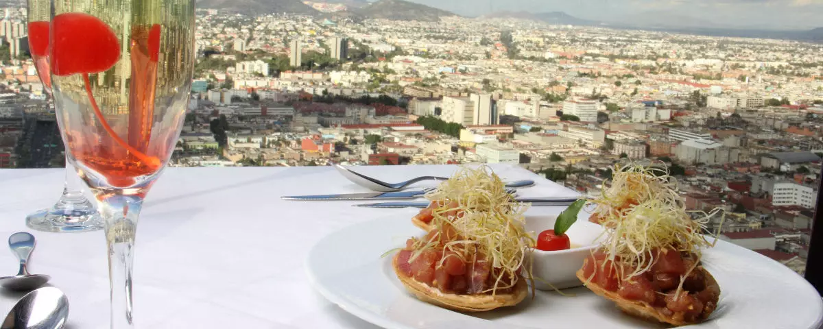 Skvelé skryté miesta v Torre Latinoamericana fifu