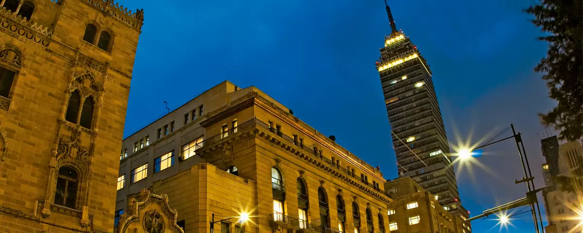 tseren tsaye na Torre Latinoamericana fifu yana nan