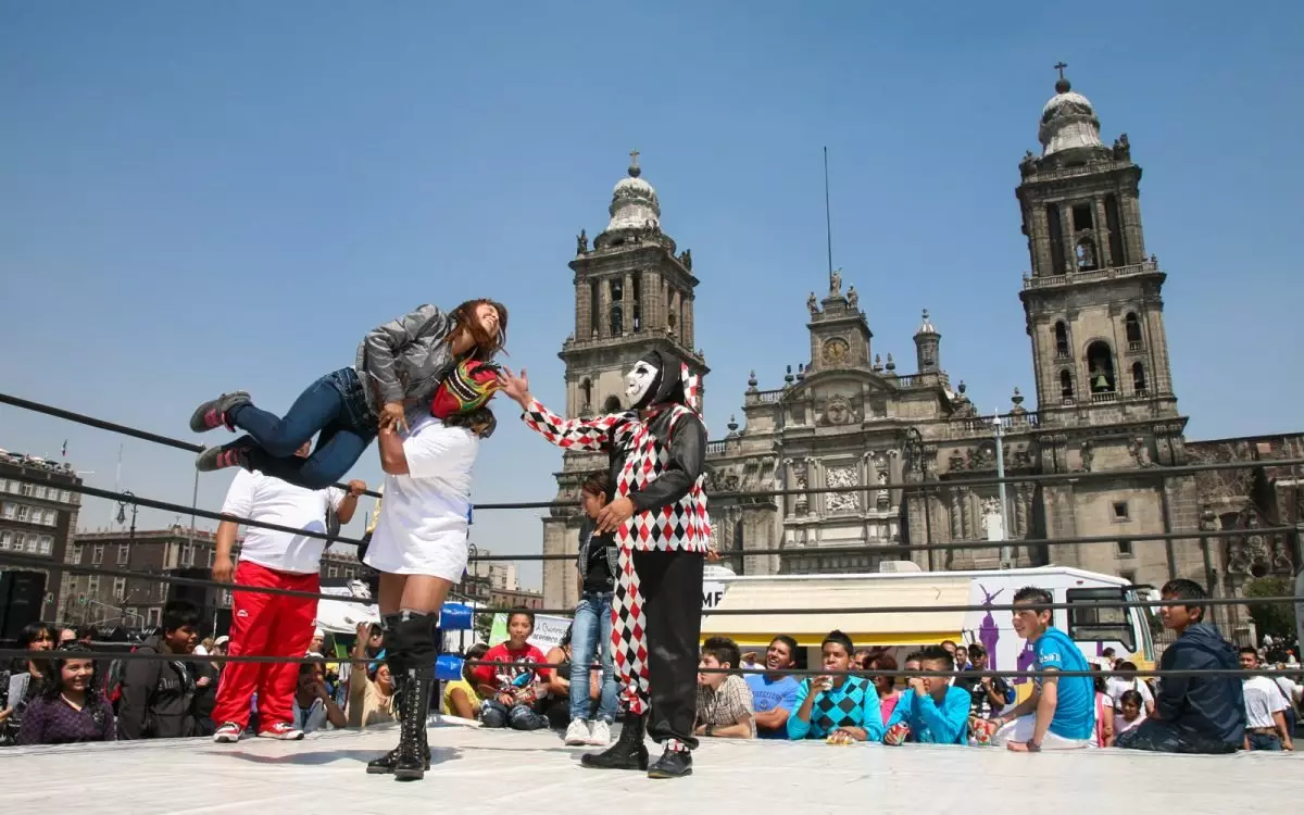 Luktado en Meksiko, historio de la AAA kaj CMLL 21676_3