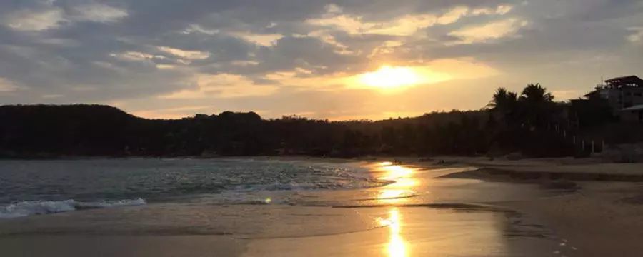 3 пляжі, де можна помилуватися вражаючими заходами сонця в Мексиці 23036_2