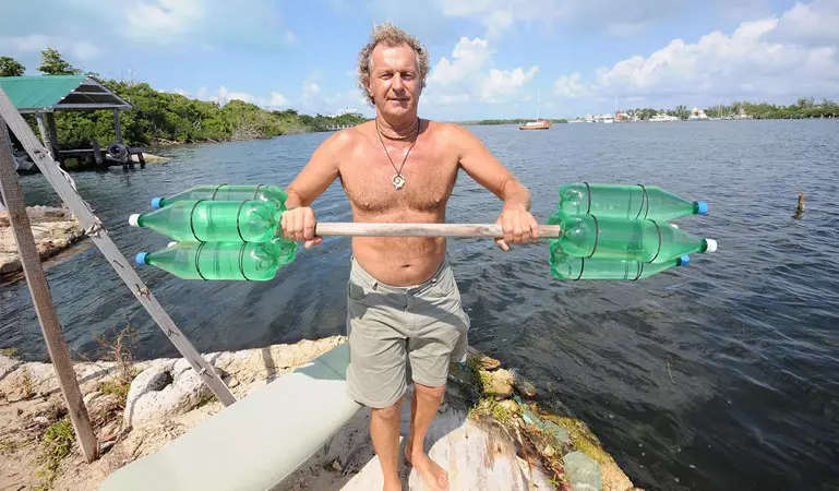 Ishulli që noton mbi mijëra shishe plastike pranë Kankunit 23356_8