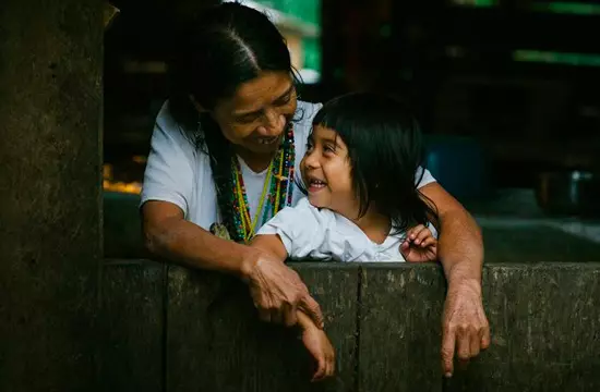 တိုင်းရင်းသားဘာသာစကား ၈ မျိုးဖြင့် 'အမျိုးသမီး' ဟူသော စကား 23463_3