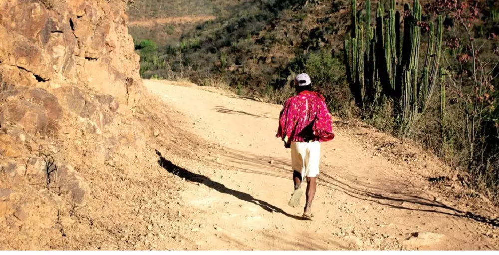 Raramuri-Mexico-Running