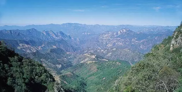 Парады падарожніку Espinazo del Diablo (Durango) fifu