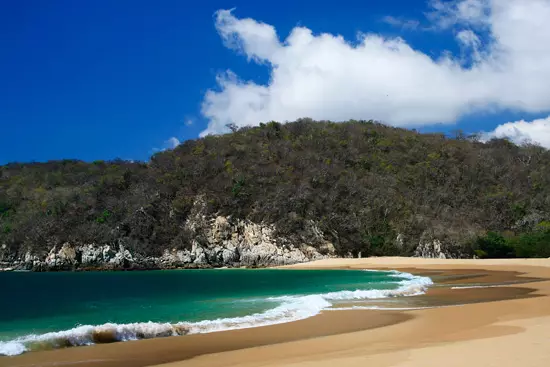 Praia de Cacaluta