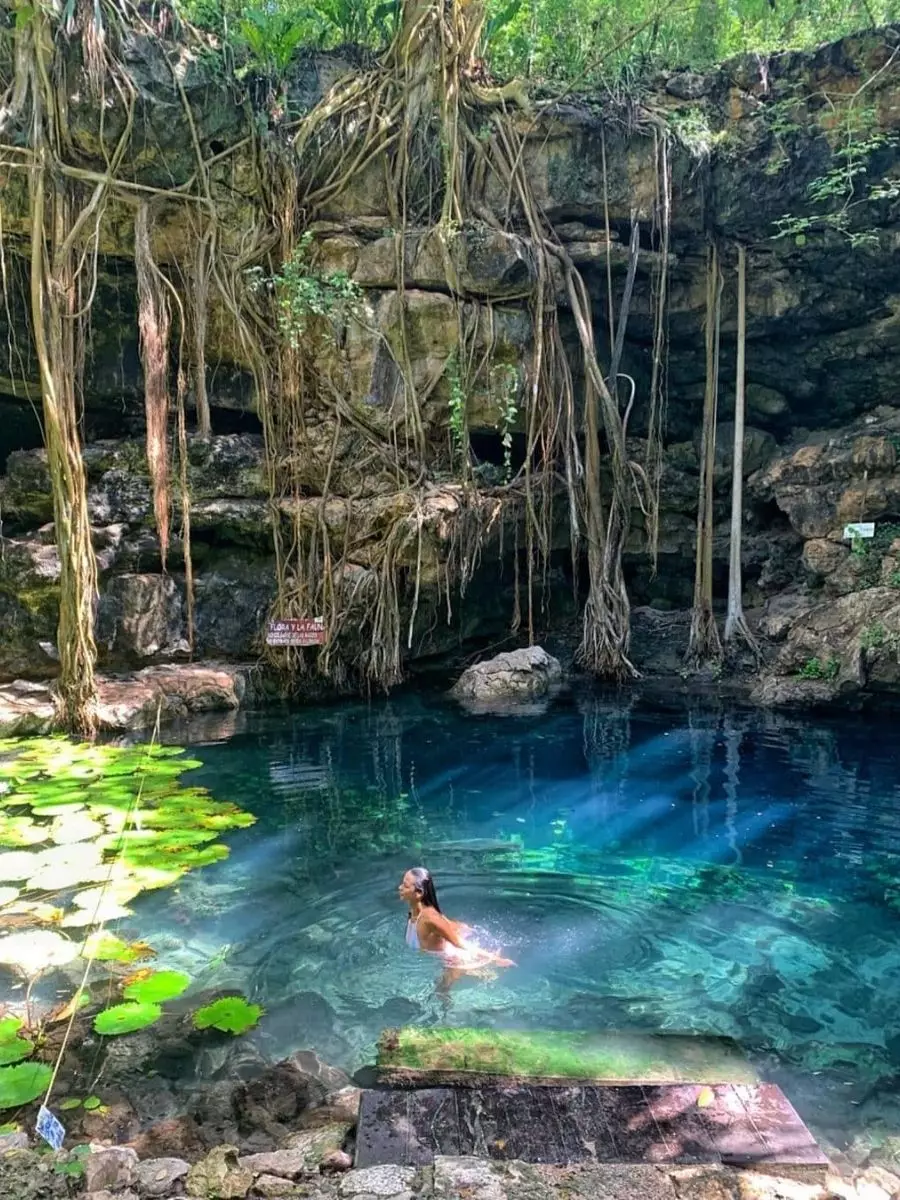 Cenotes Meridában