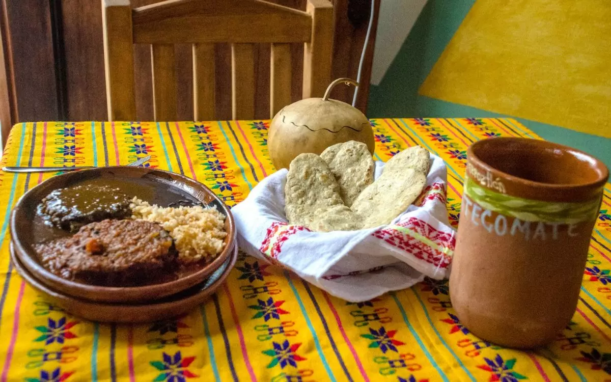 Cuatecomate. նախաիսպանական խոհանոց Tepoztlán-ում