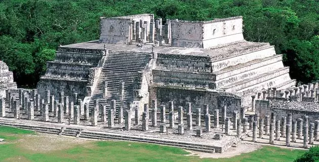 Chichen Itza၊ Valladolid နှင့် Ek Balam (Yucatan) fifu တွင် စနေ၊