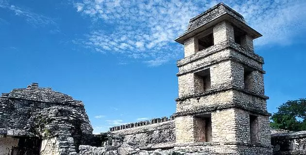 De Mérida a Palenque: a cultura maia de trem fifu