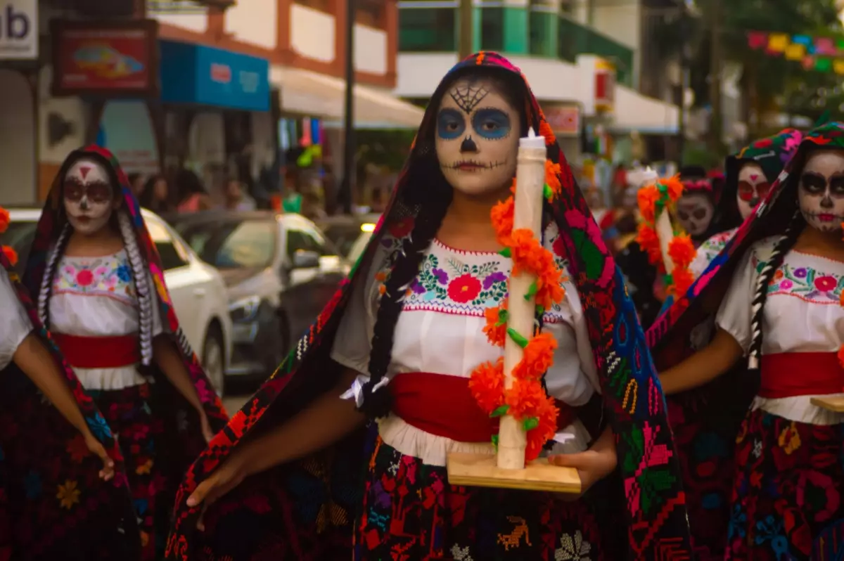 Puerto Vallarta တွင် The Day of the Dead သည် ဤကဲ့သို့ နေထိုင်ခဲ့သည်။ 26041_5