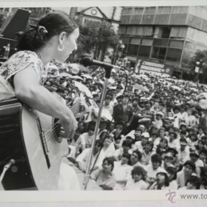 amparo ochoa - cantautora maxicana - fotografia - Acquista Fotografie di Albume Antiche a todocoleccion - 209972908