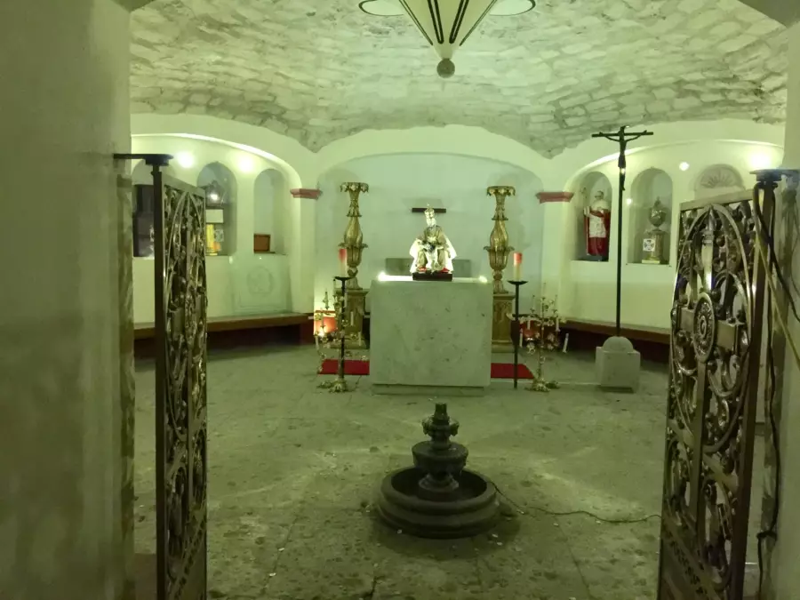 Ang mga catacomb sa Cathedral of Guadalajara, ang misteryosong tunel nga gibisitahan sa mga pilgrim 27116_5