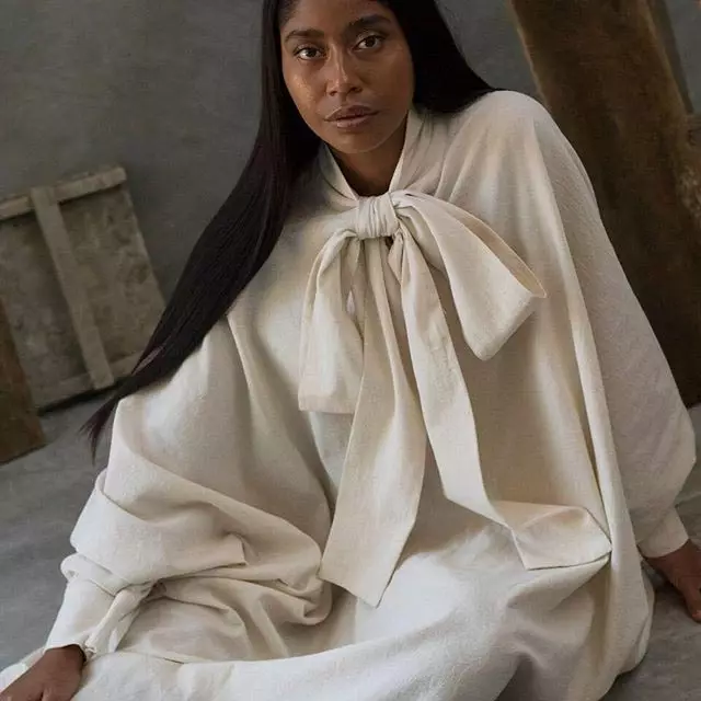 Ang Oaxacan model na si Karen Vega ang cover ng Vogue 27208_3